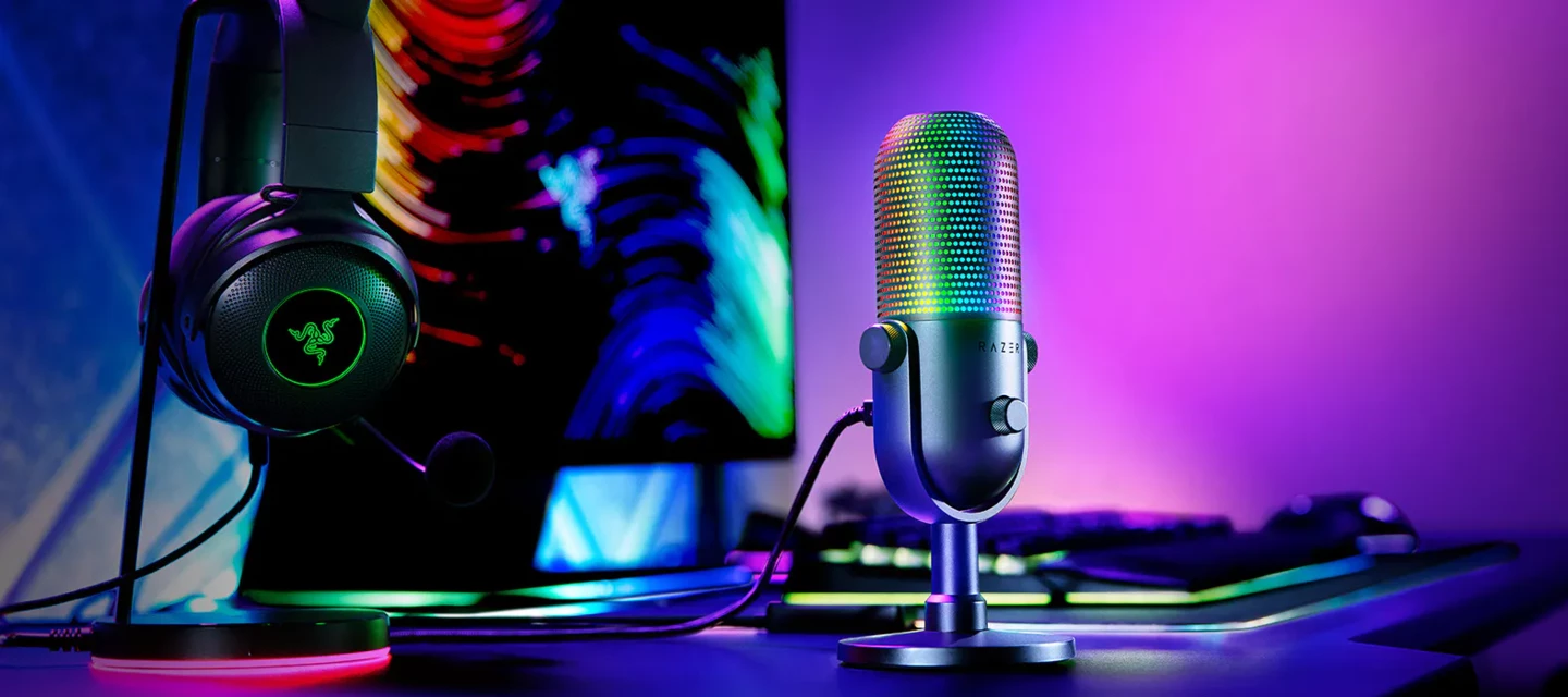 RAZER SEIREN V3 CHROMA | Light Up Your Voice | Razer Insider