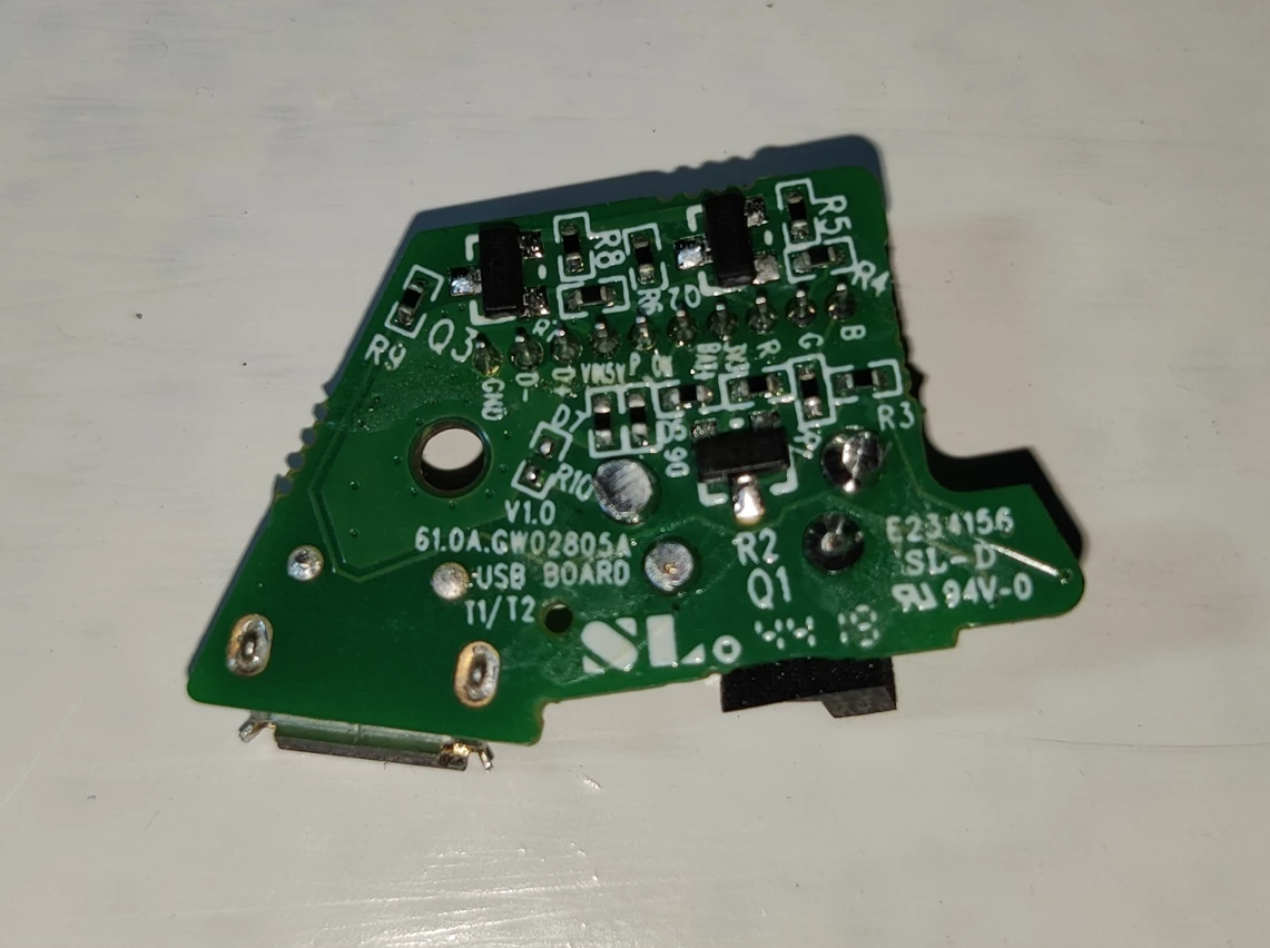 Replace circuit board in Nari headset | Razer Insider